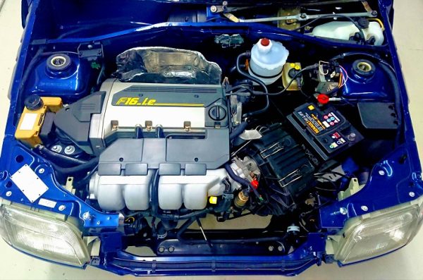 Renault Clio Williams Ph2 N°4957 - RS Center